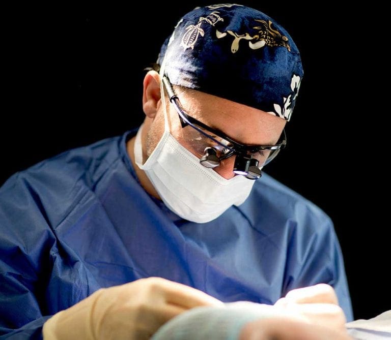 Best Facelift Surgeon | Dr. Dominic Bray